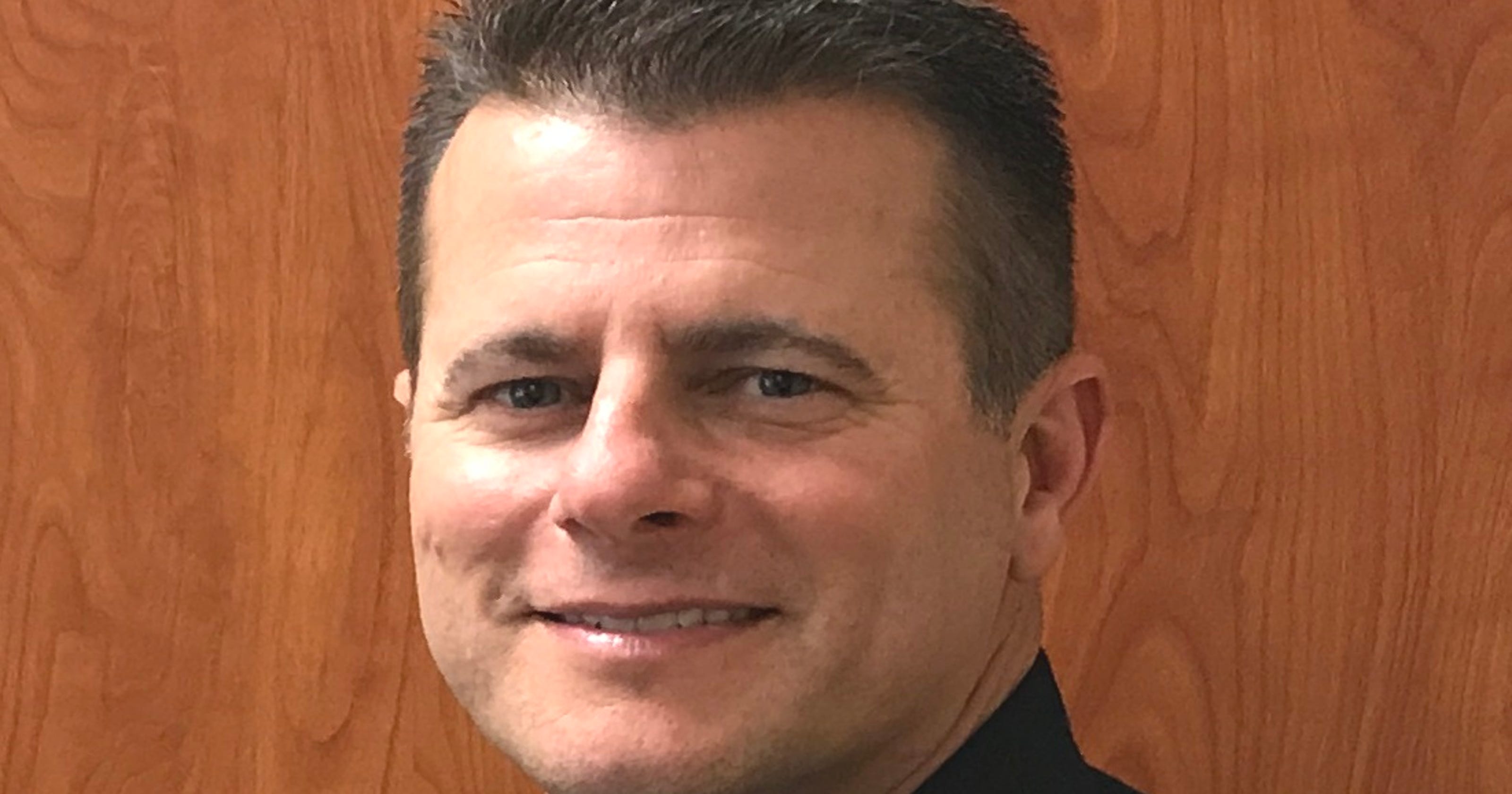 Redding hires new police chief Redding hires new police chief