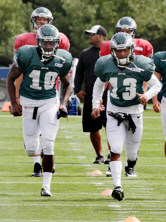 Maclin beats Revis for TD in Eagles-Pats practice