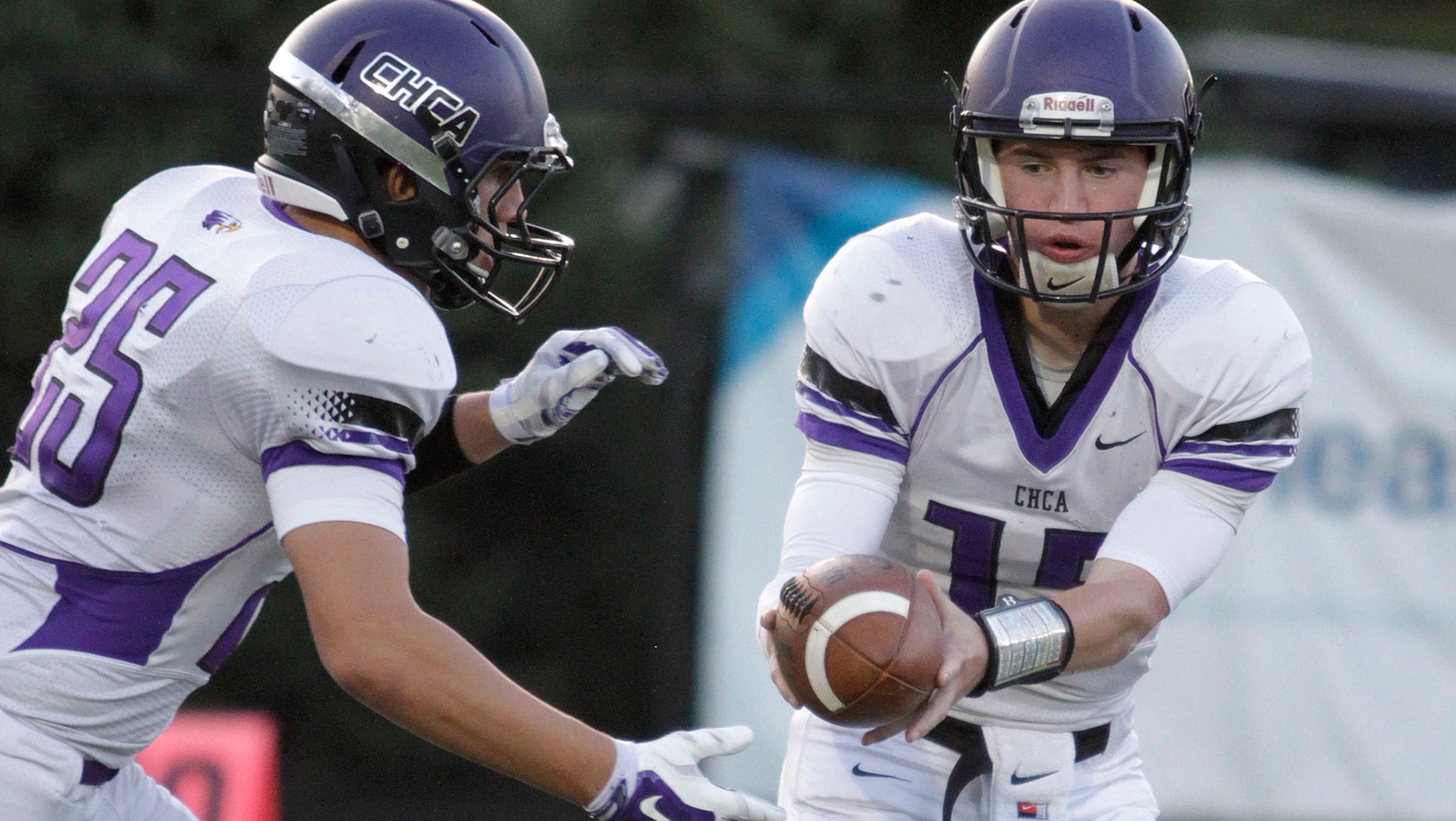 CHCA downs Summit, 21-14, to remain unbeaten