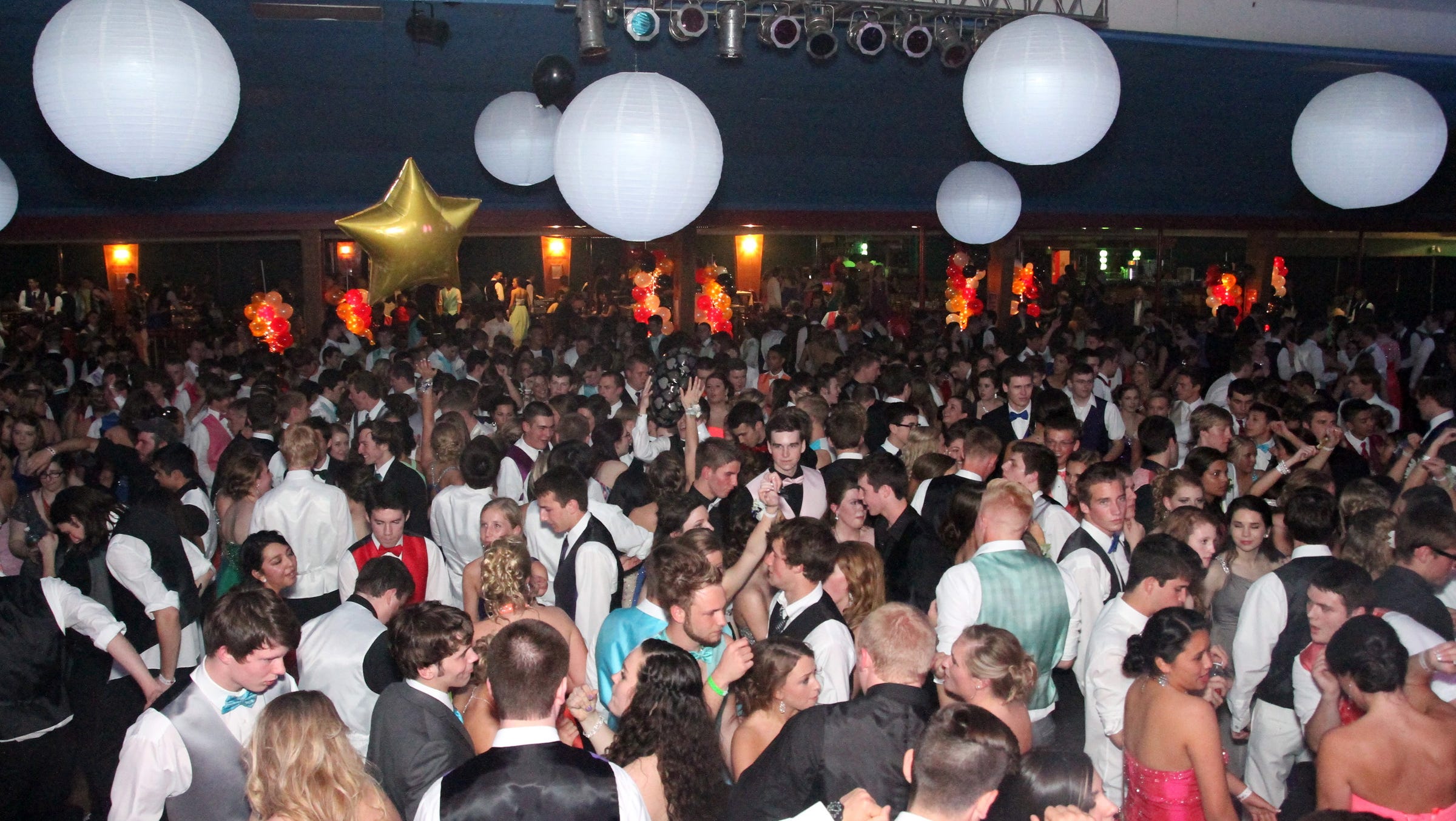 What's future of the historic Val Air Ballroom in West Des Moines?