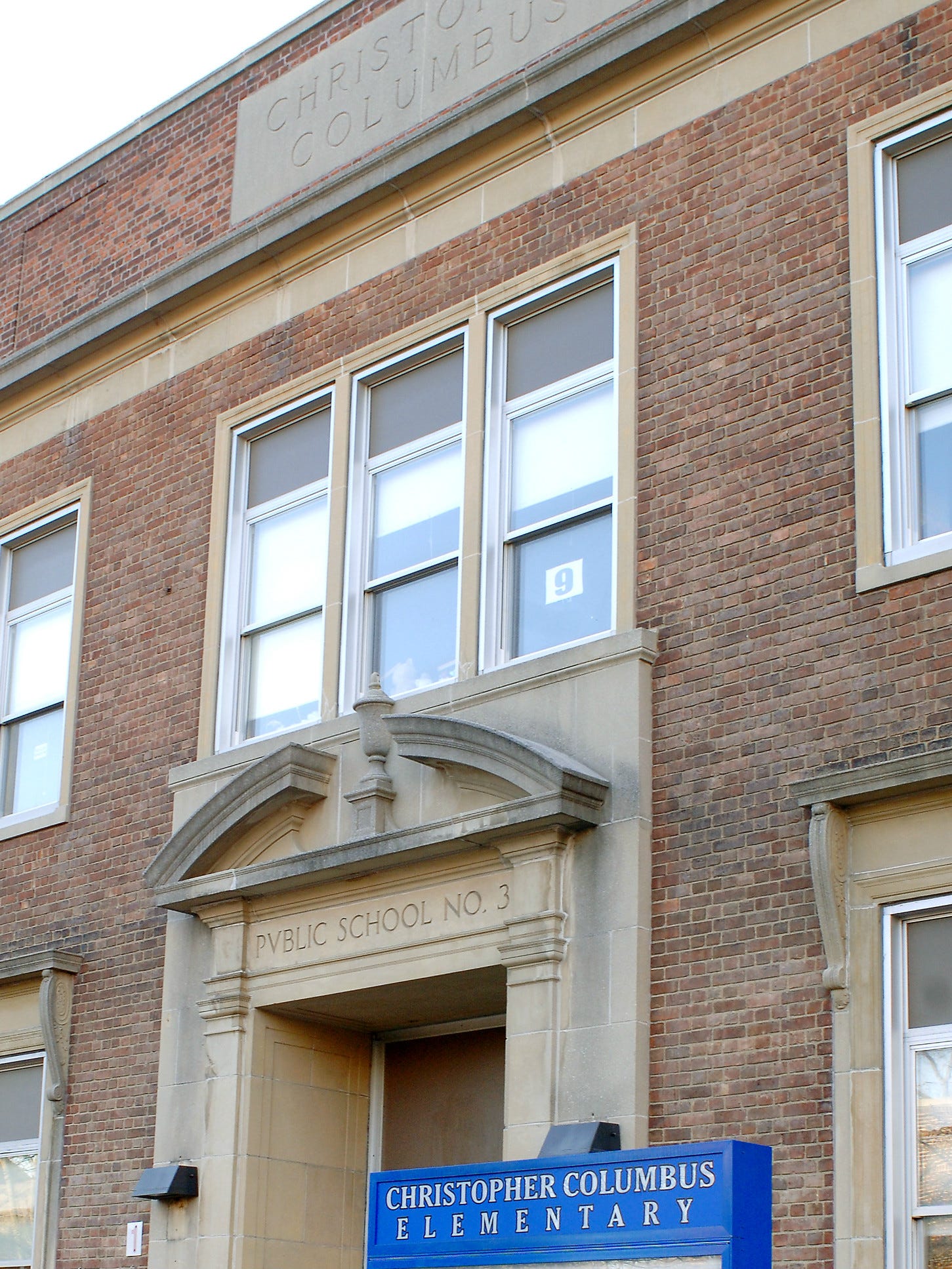 Poughkeepsie board: alternative school report, contract cost inquiry