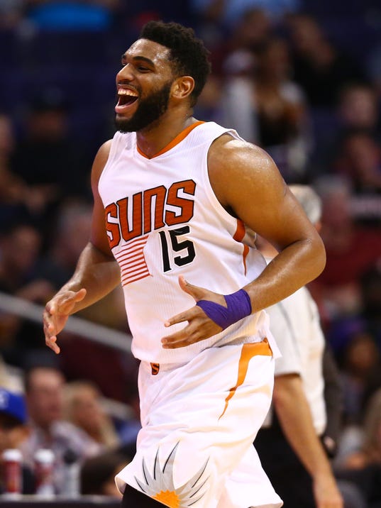 Alan Williams announces Suns deal with music video