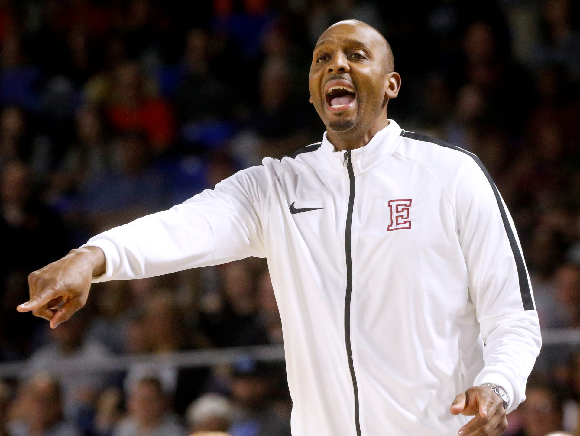Penny Hardaway: Memphis Tigers basketball coach 'fixes all potholes'