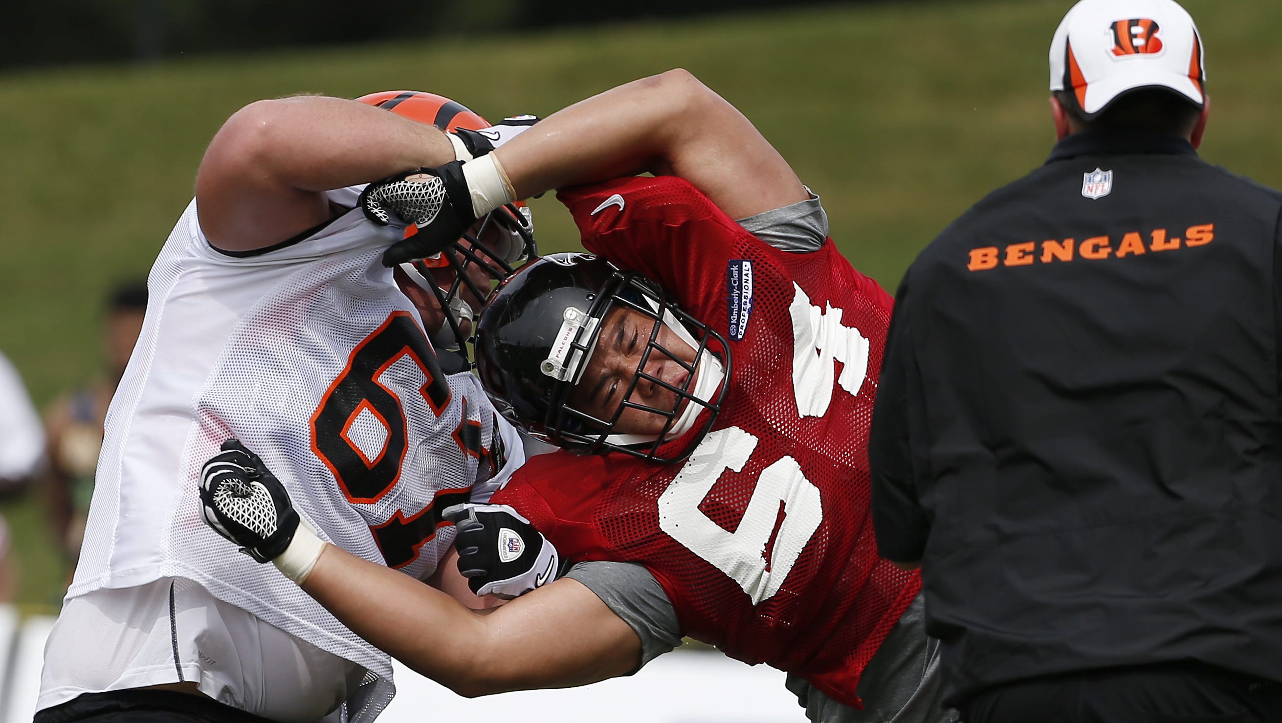 Bengals' Mike Pollak has history of versatility