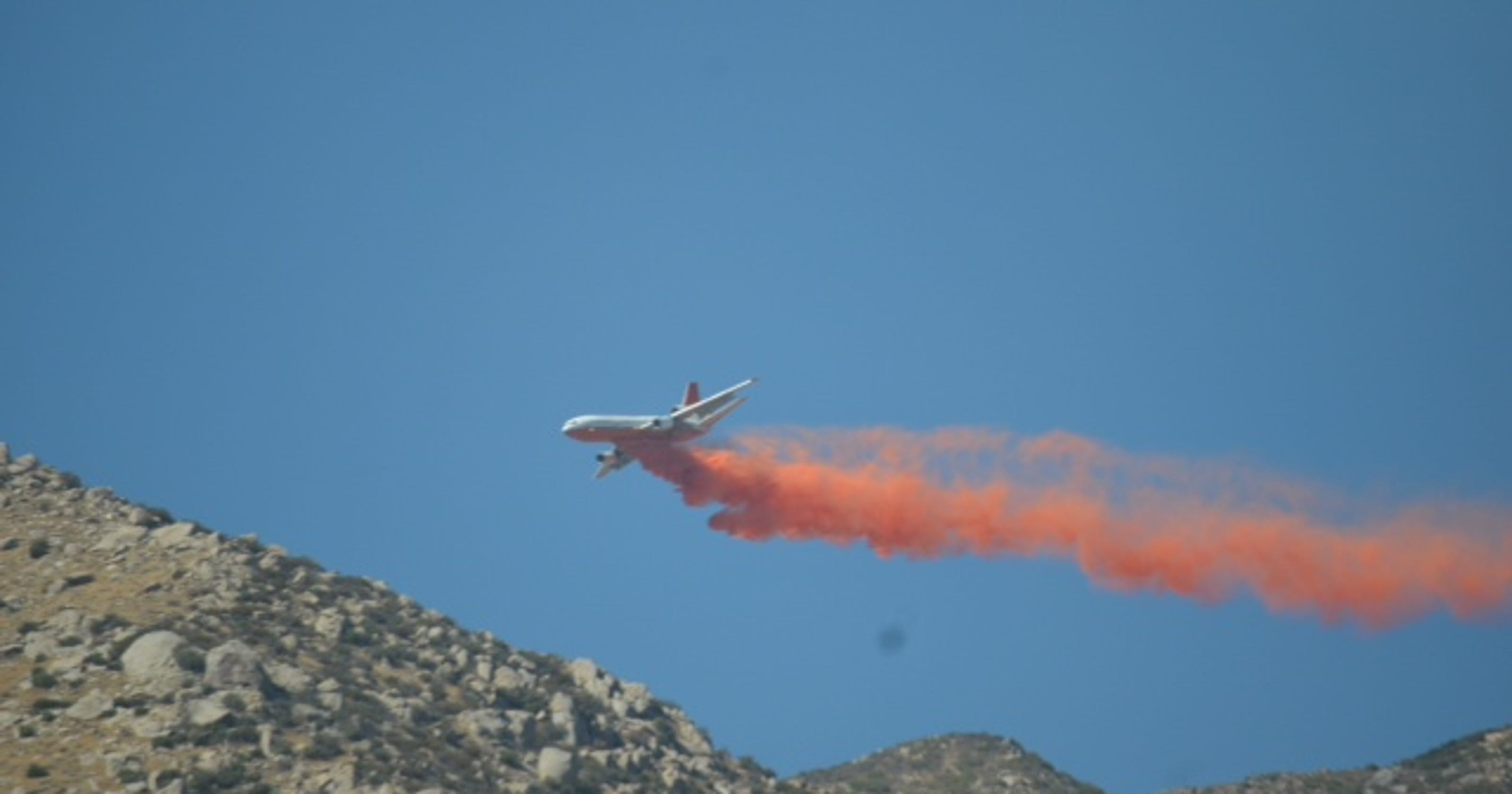 Crews launch aerial attack on California's Silver Fire