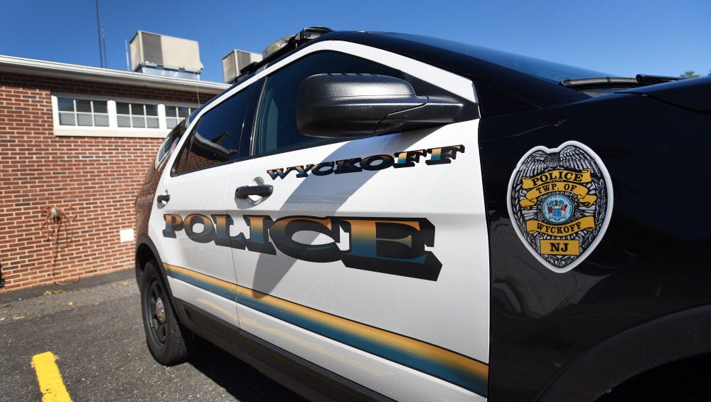 Wyckoff police arrest five after attempted car burglary