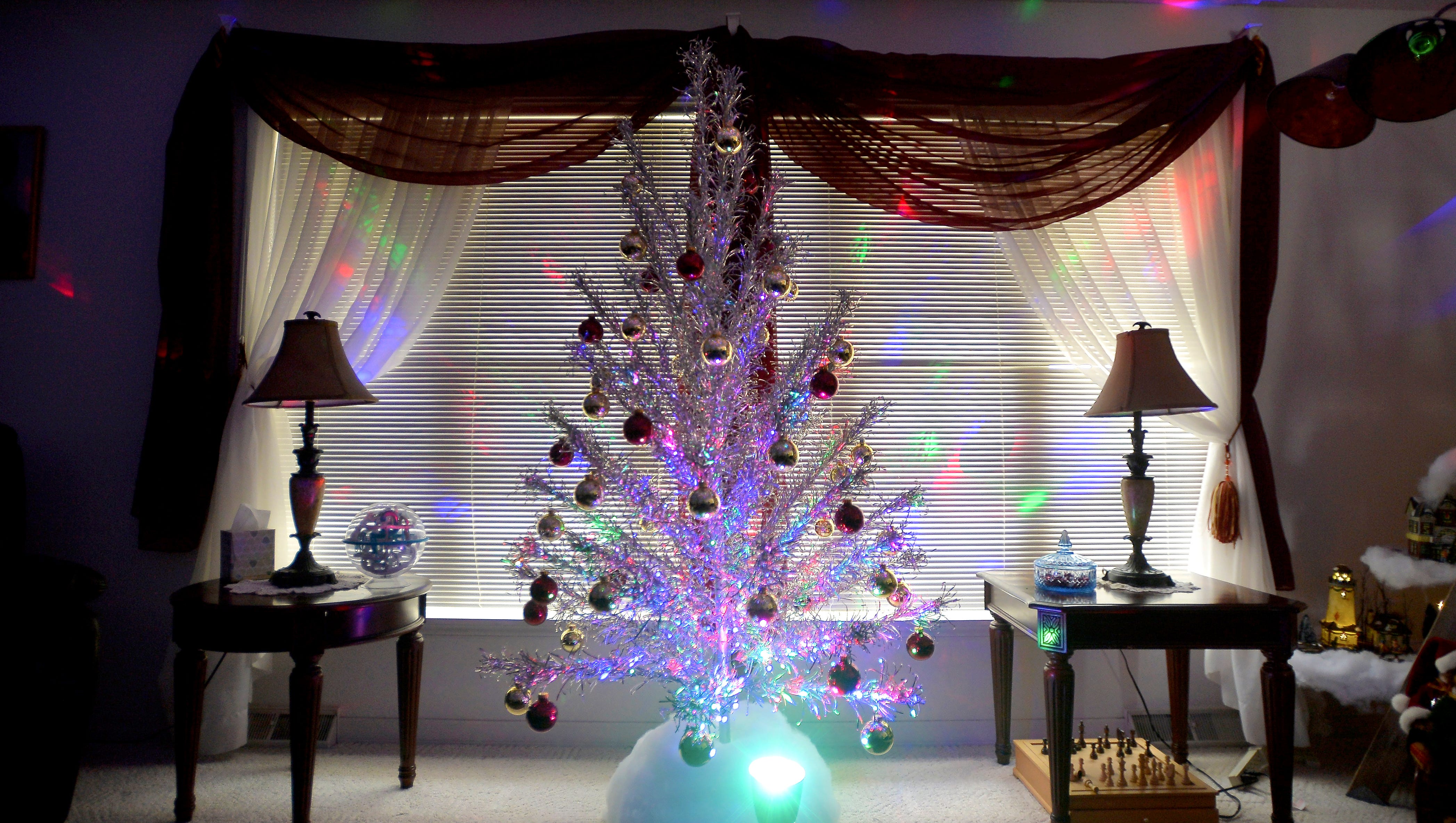 How Charlie Brown killed the aluminum Christmas tree