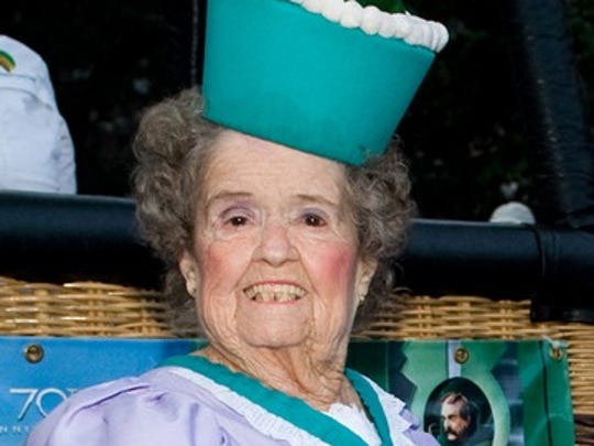 A 'Wizard of Oz' Munchkin shows a different side of life on set