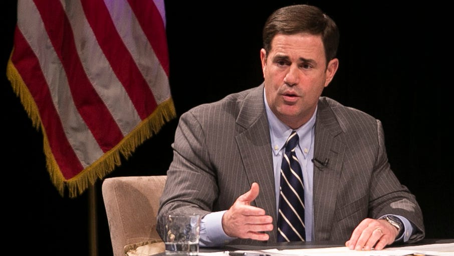 Ducey picks a pocket (to climb into)