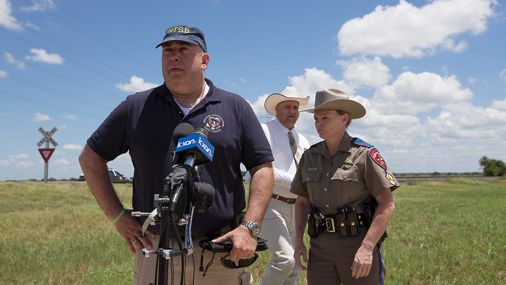 Regulations questioned after deadly hot air balloon crash