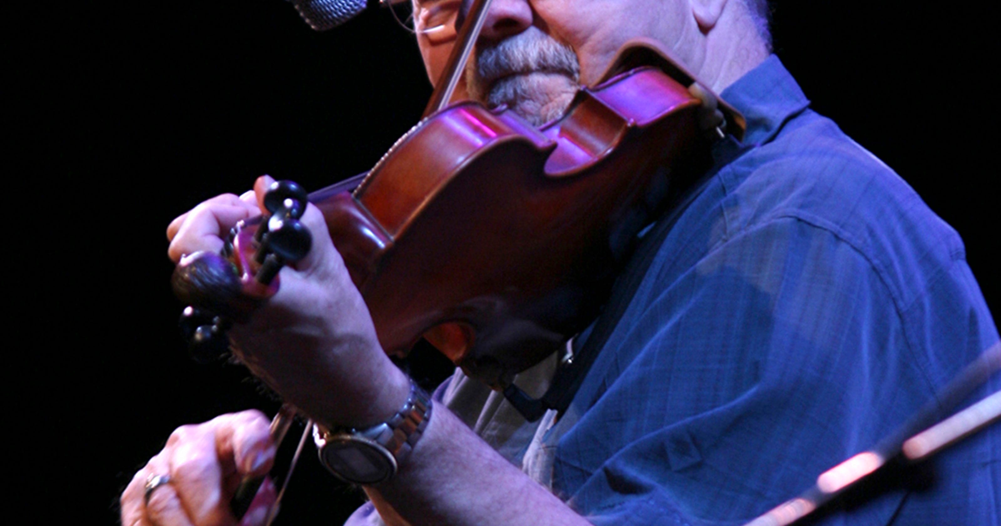 Child fiddle prodigy Bobby Hicks is now 80 years young