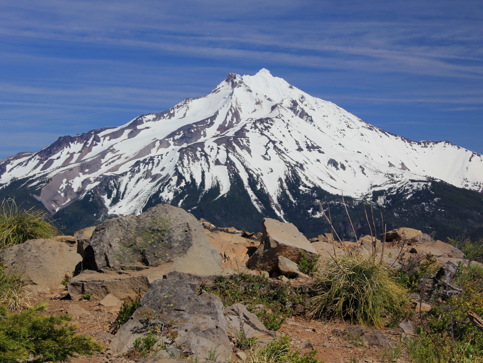 Best challenging hikes in the Mount Jefferson Wilderness
