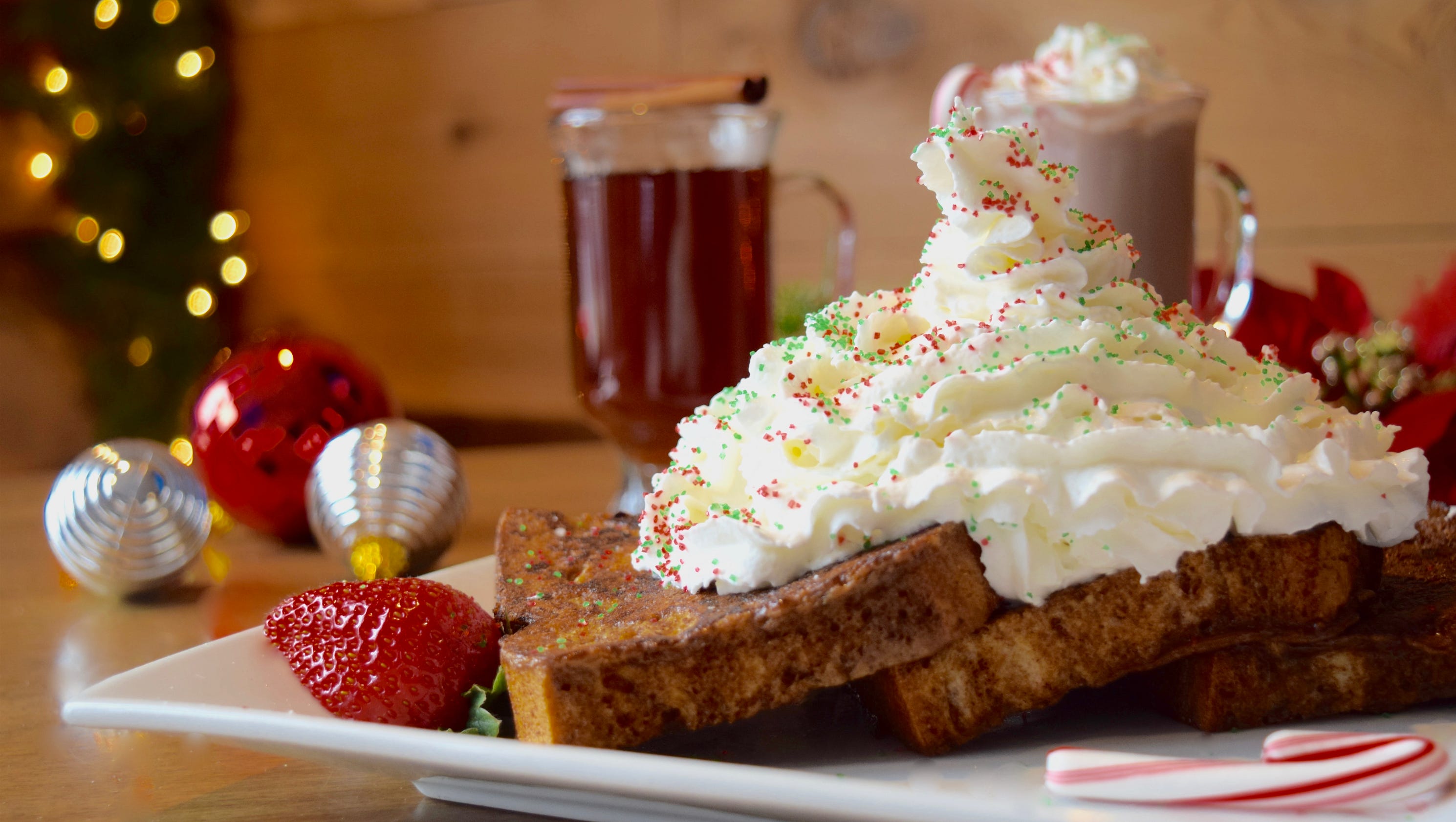 Gingerbread dishes and drinks