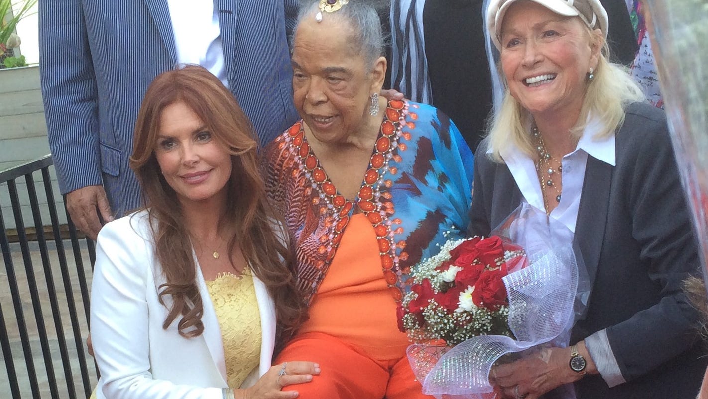 'Angel' Della Reese receives a star in Palm Springs