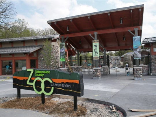 DNC eyeing Milwaukee County Zoo, parks and buses for 2020 venues