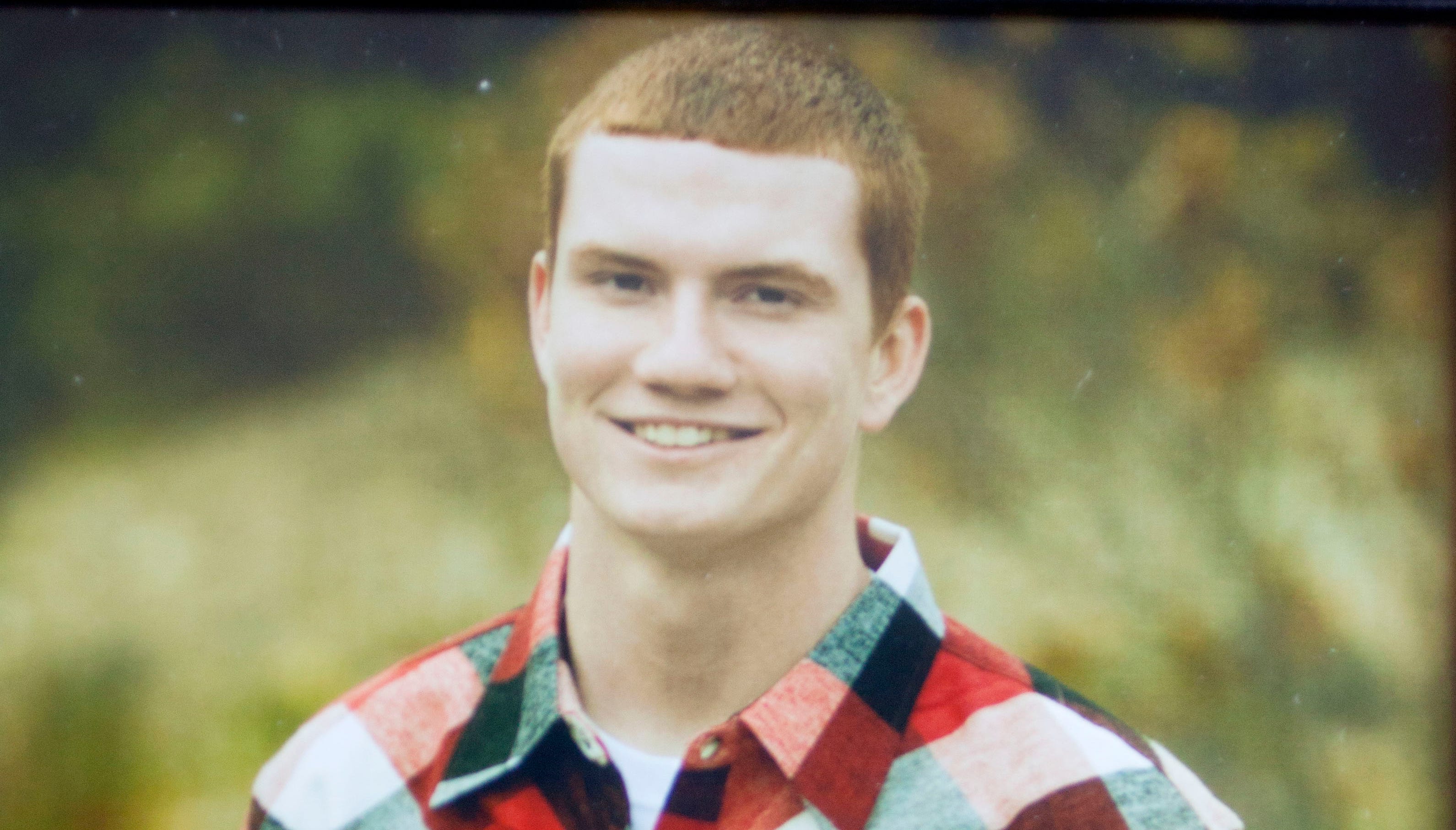 Tully: A young quarterback lost to heroin's grip