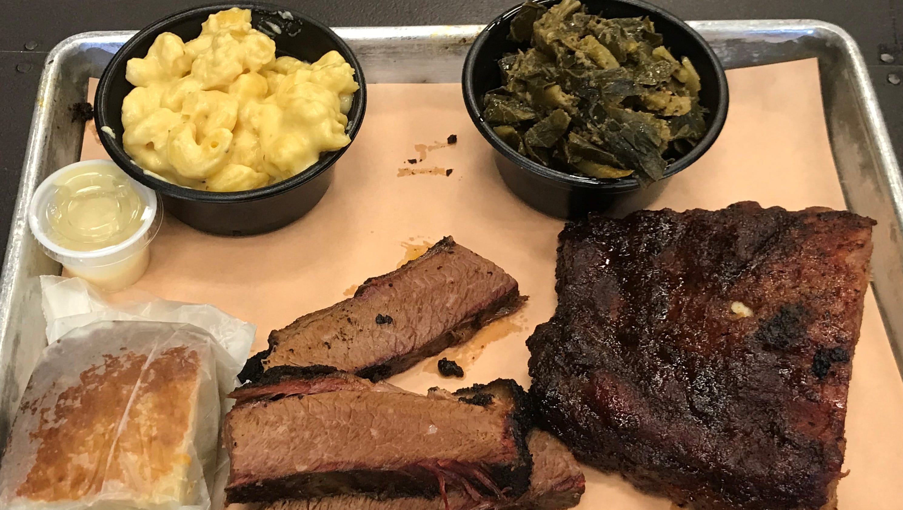 Bear's Smokehouse Barbecue in Connecticut
