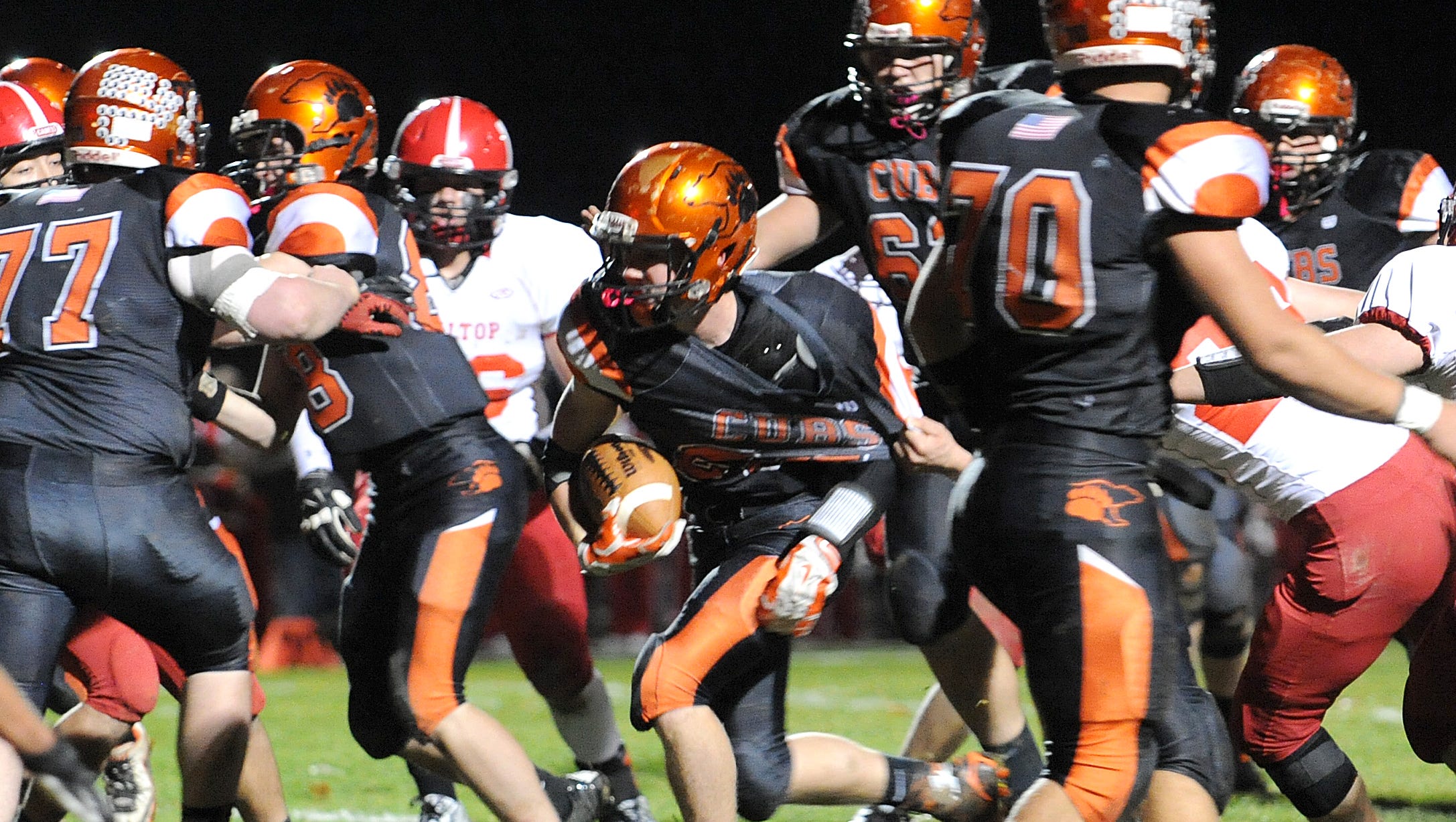 Lucas dominates in first-round win