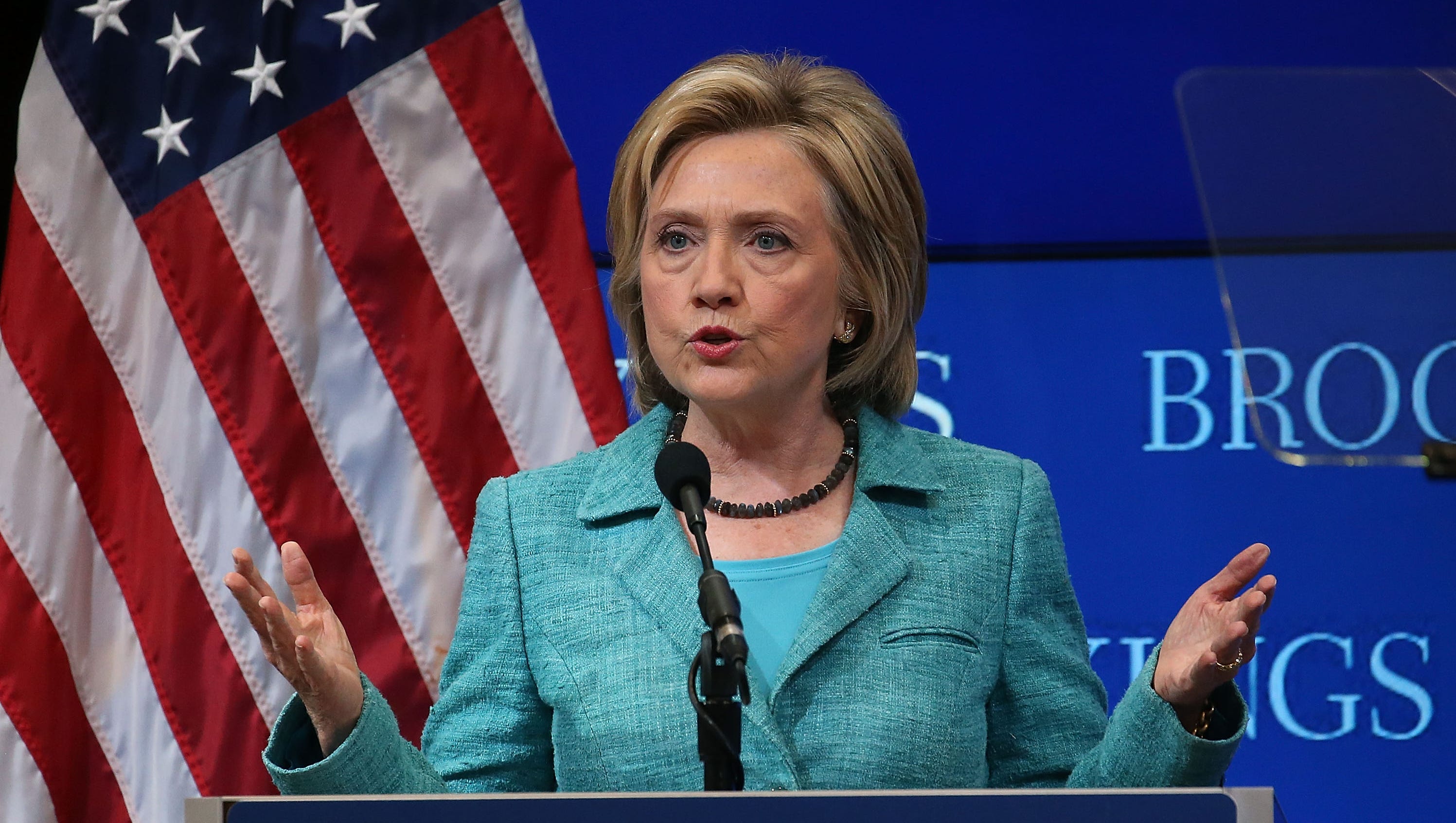 Clinton delivers forceful defense of Iran deal