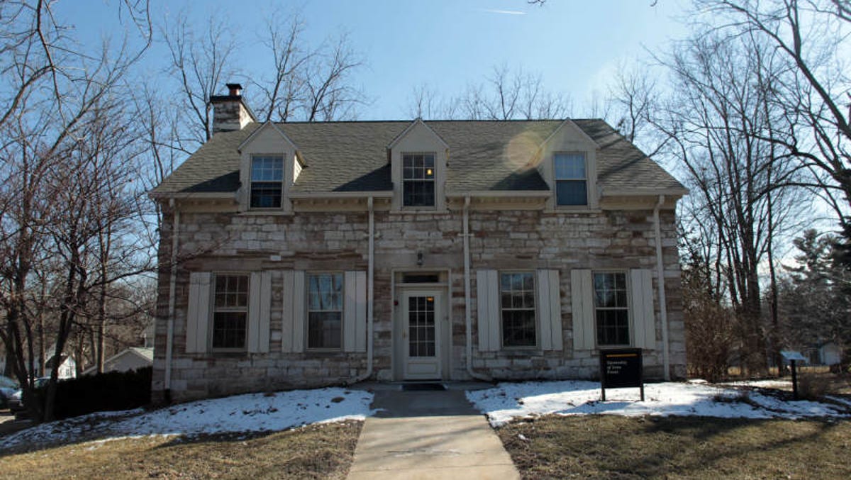 10 Historic University of Iowa Buildings