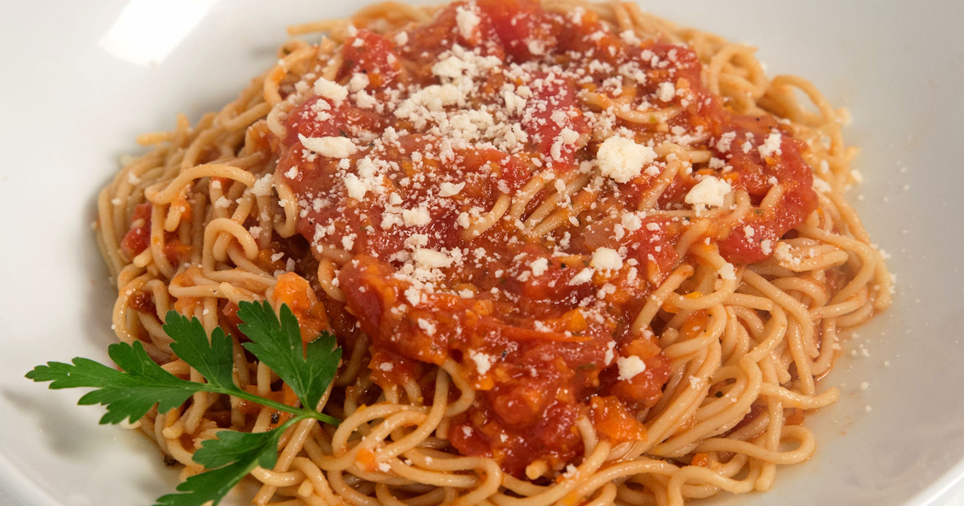 Tomato-based sauce recipe loaded with healthy lycopene