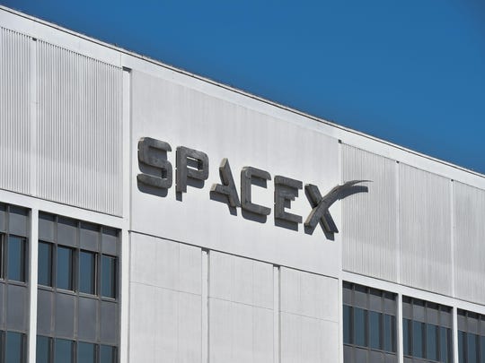 SpaceX to lay off 10% of workforce to become leaner