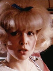 Actress Candy Clark helps close out Plaza Classic