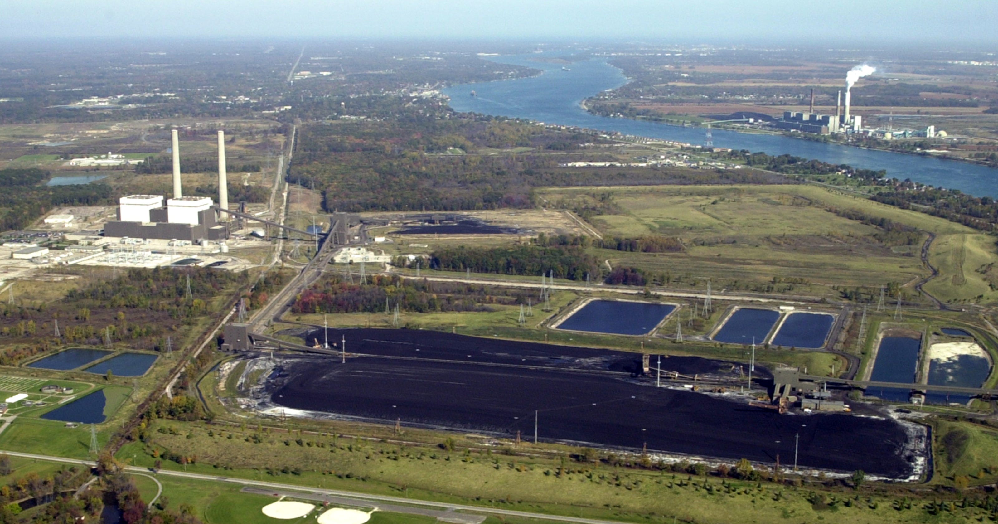 DTE looks to build $1 billion natural gas plant in East China