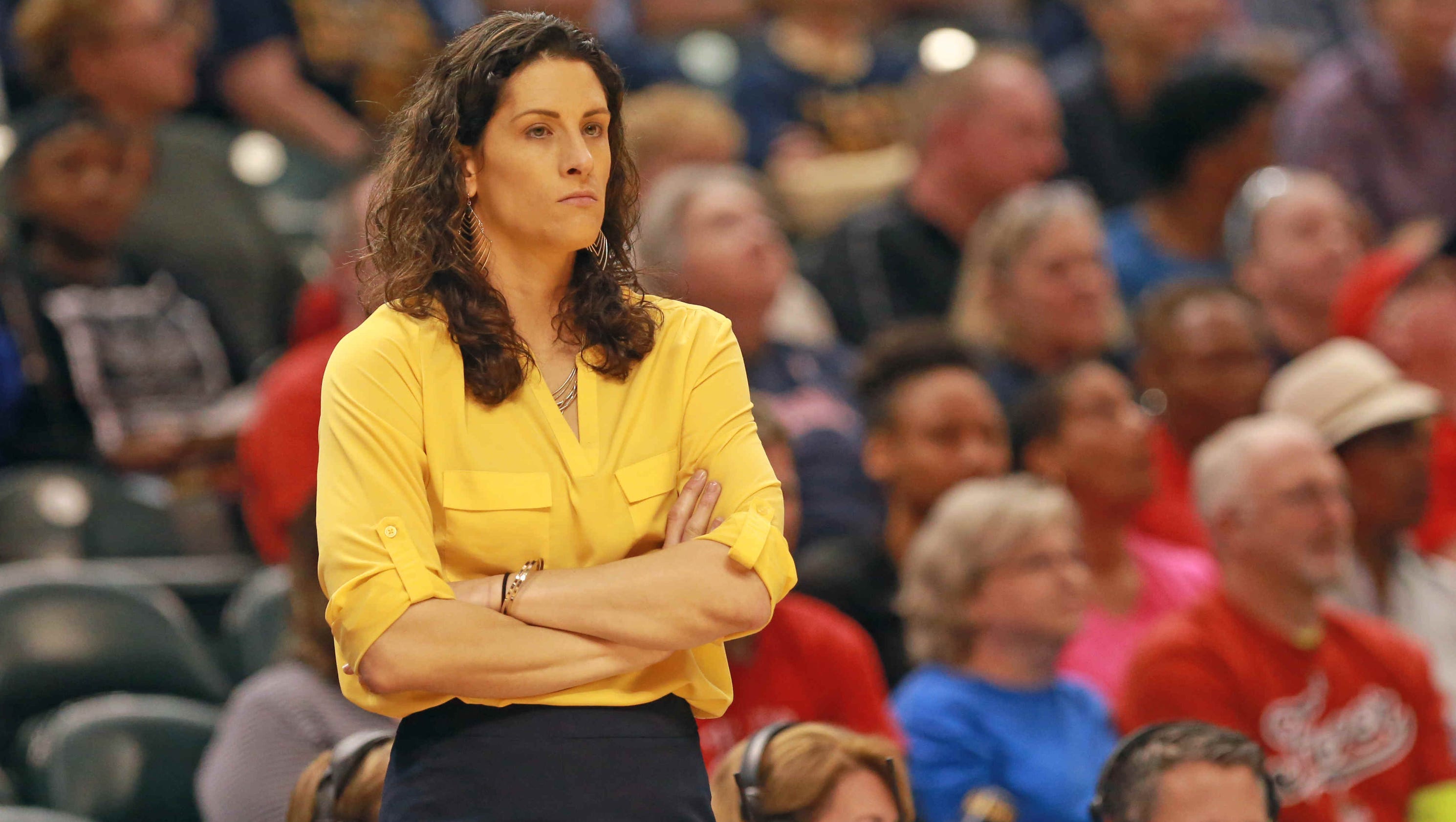Lure of Vanderbilt job could pry Stephanie White loose from Fever