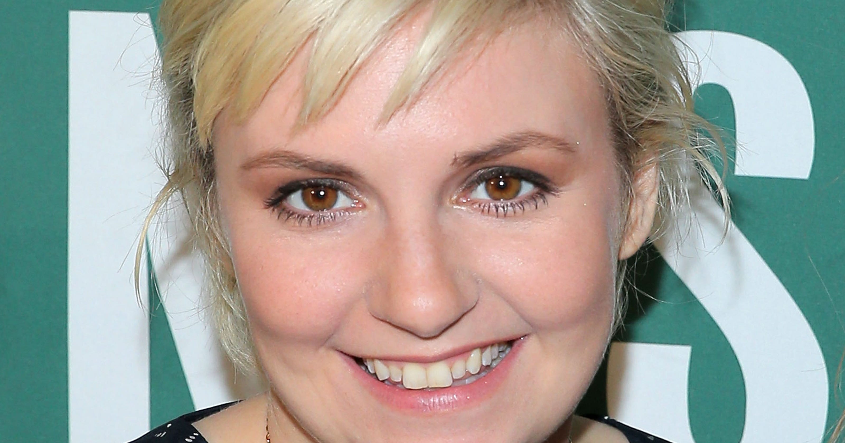 Lena Dunham hits No. 5 on USA TODAY's books list