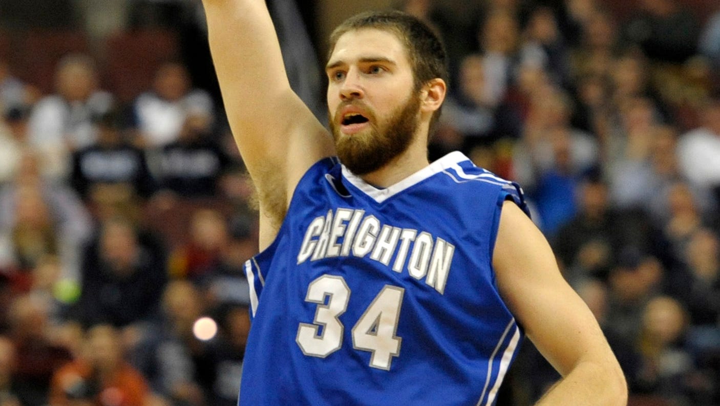 Creighton hits 21 3-pointers, routs No. 5 Villanova