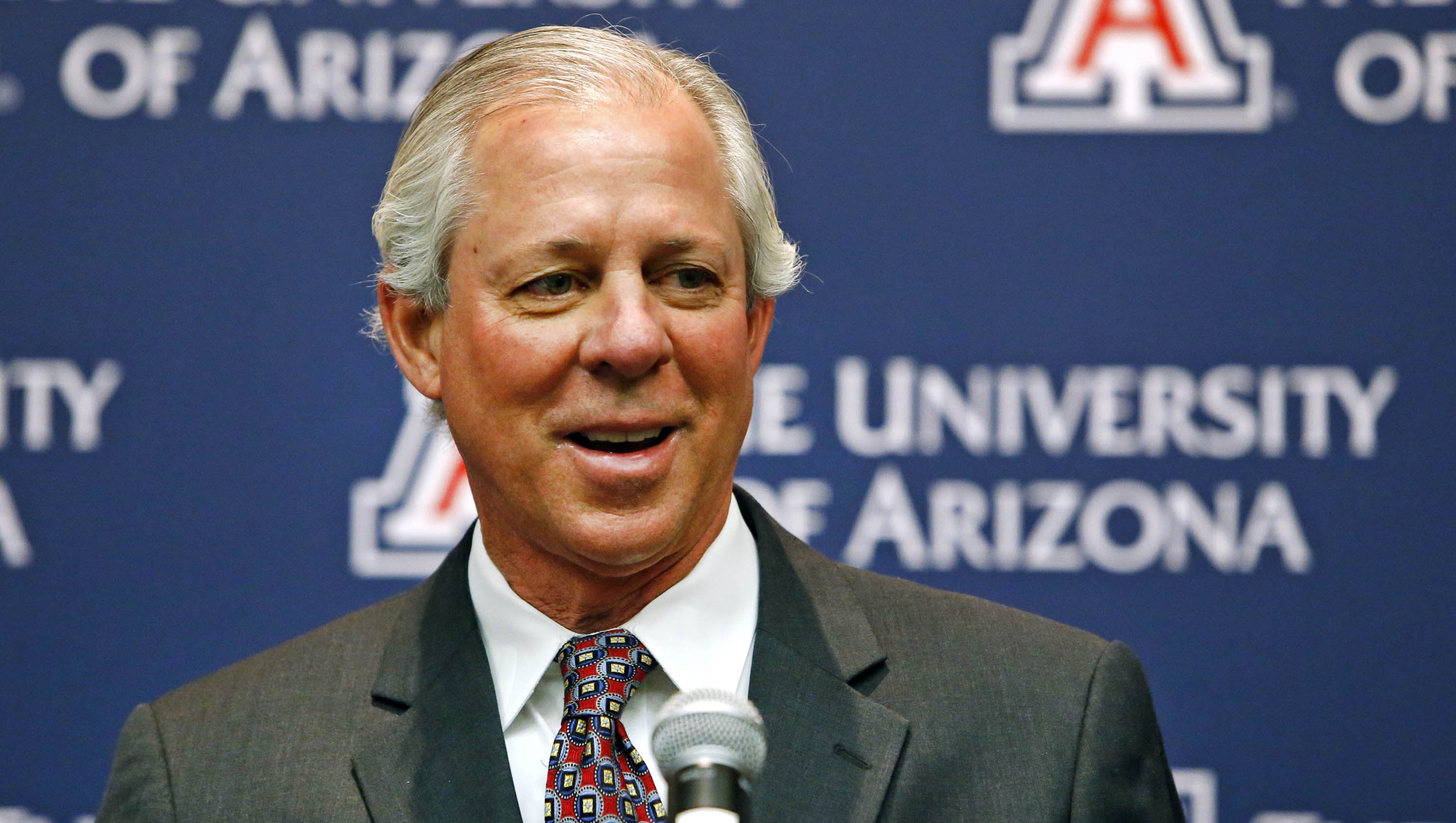 New University of Arizona president to receive nearly $1 million a year