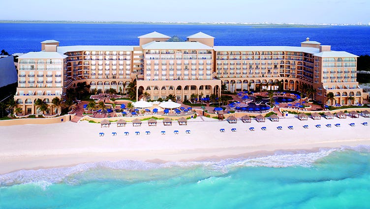 42 hotels gain Forbes Five-Star status