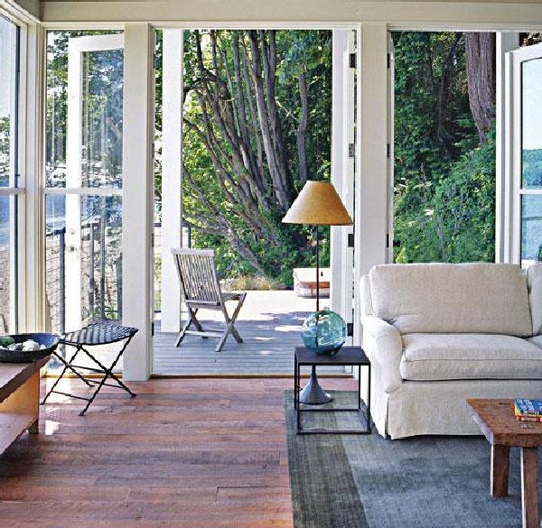 A 'barefoot’ approach to decorating