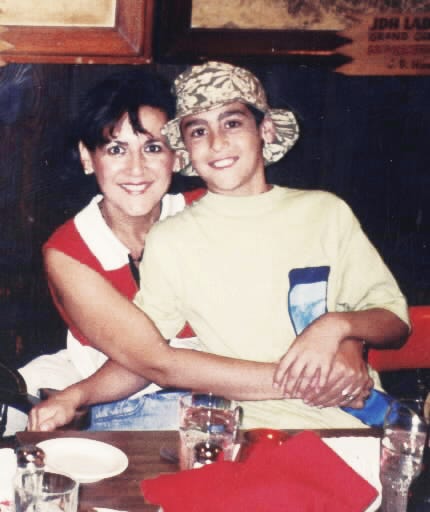 ‘Santa’ slaying survivors move ahead