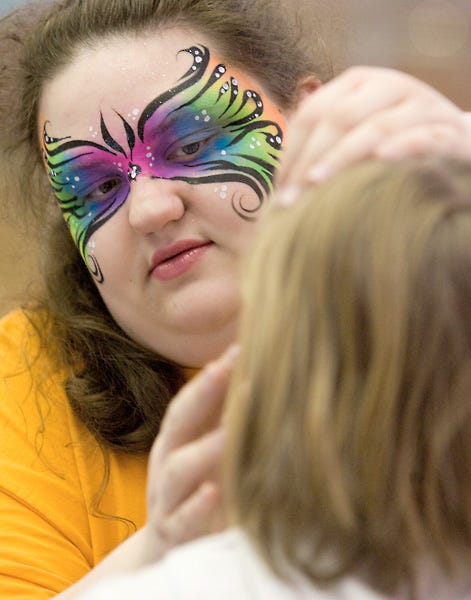 Wendy Branham's Instagram, Twitter & Facebook on IDCrawl