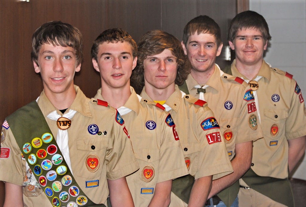 Five Scouts to receive Eagles