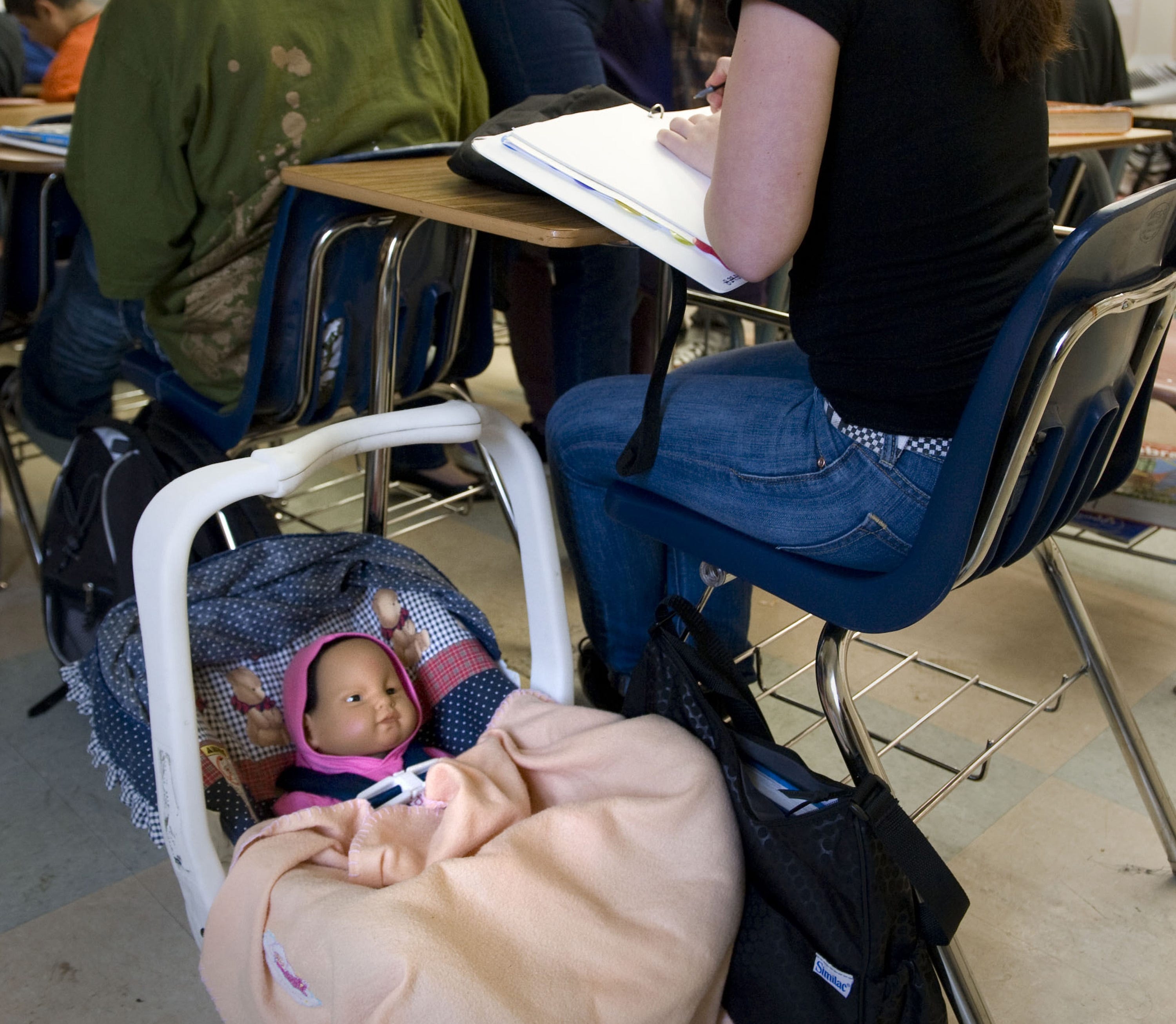 Robot babies that schools use to discourage teen pregnancy may do ...