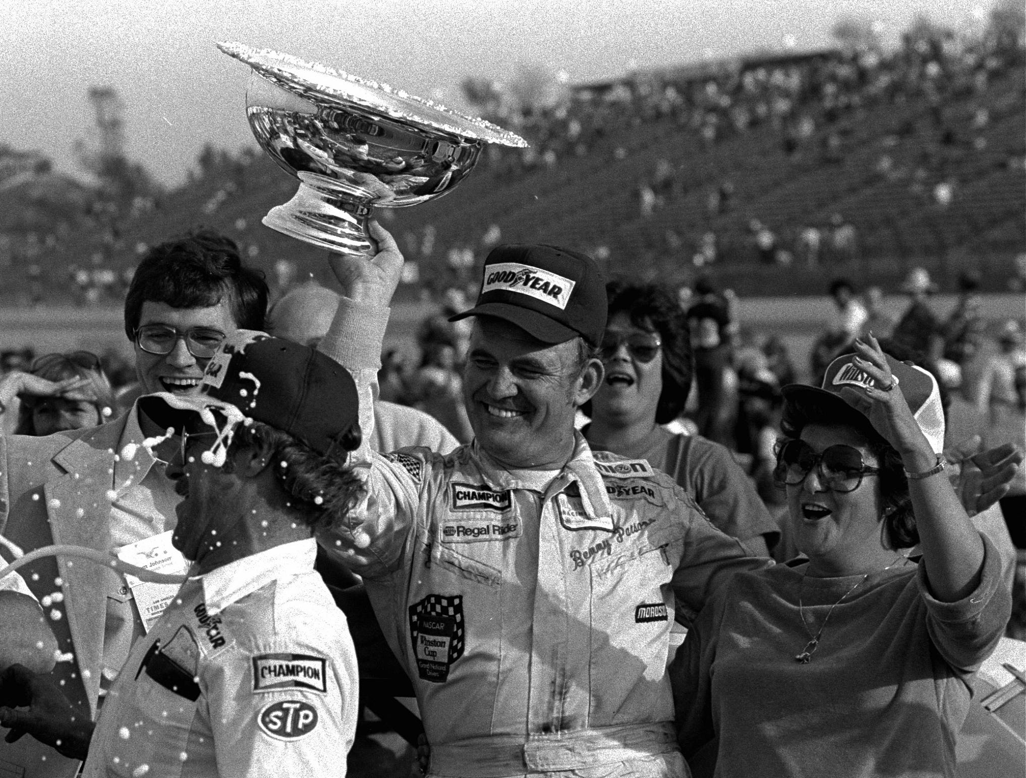 Run Over By A Bug Eyed Dummy: A NASCAR Timeline | alternatehistory.com