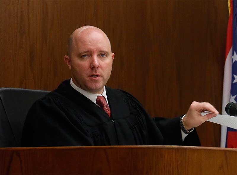 Poll picks top Municipal Court judges