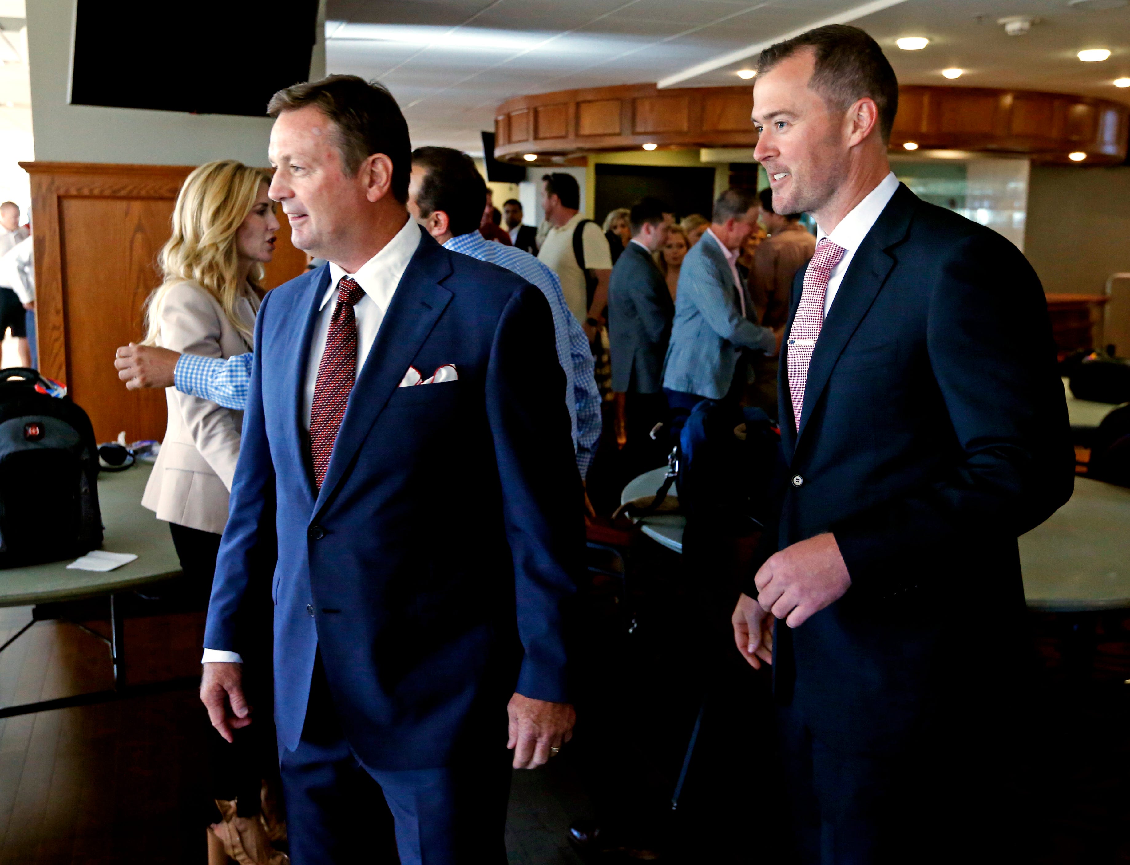 Berry Tramel: Switzer and history endorse Lincoln Riley