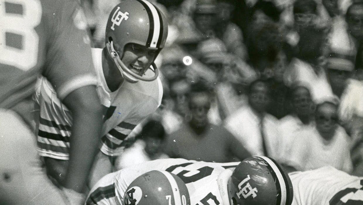 Former Gators QB John Reaves, one of school's most prolific passers ...