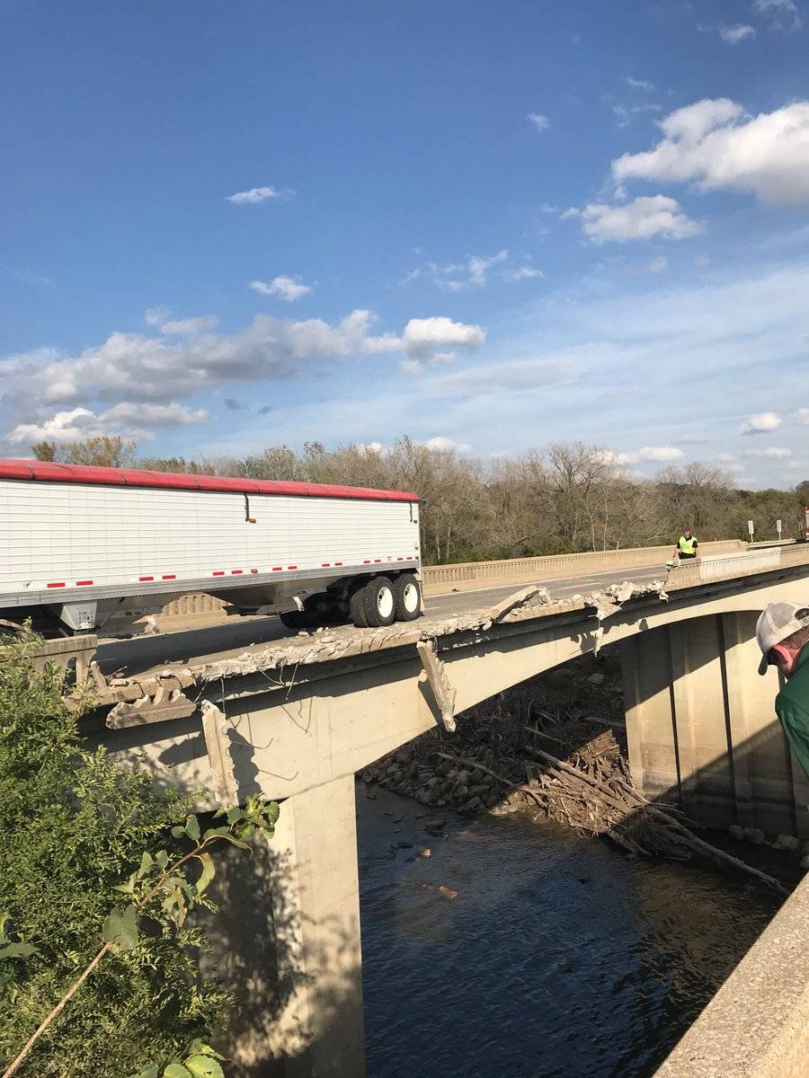 Kansas Highway Patrol IDs driver of wrecked combine rescued after US-24 ...