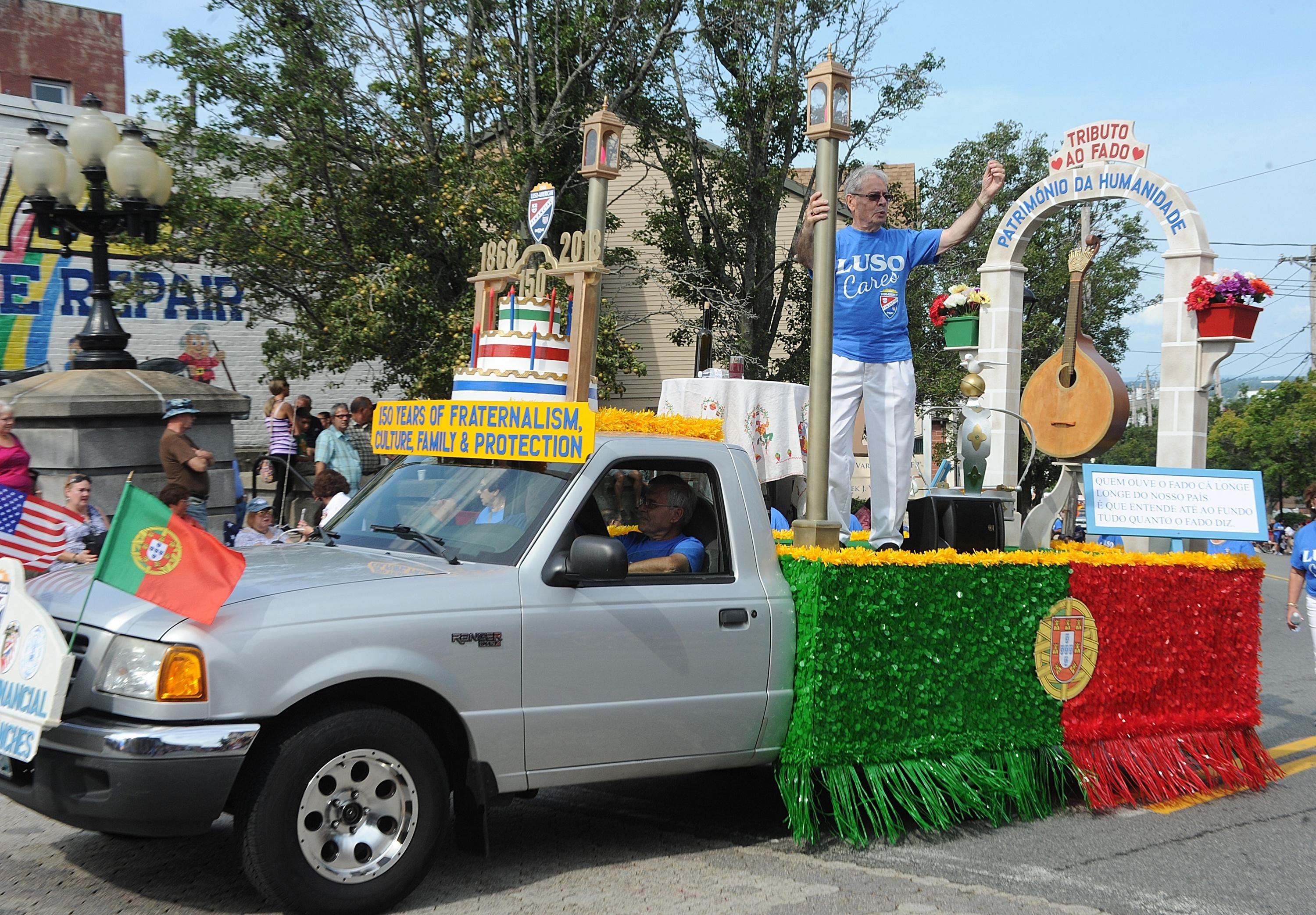 Fall River Wonders: Why are there so many residents of Portuguese ...