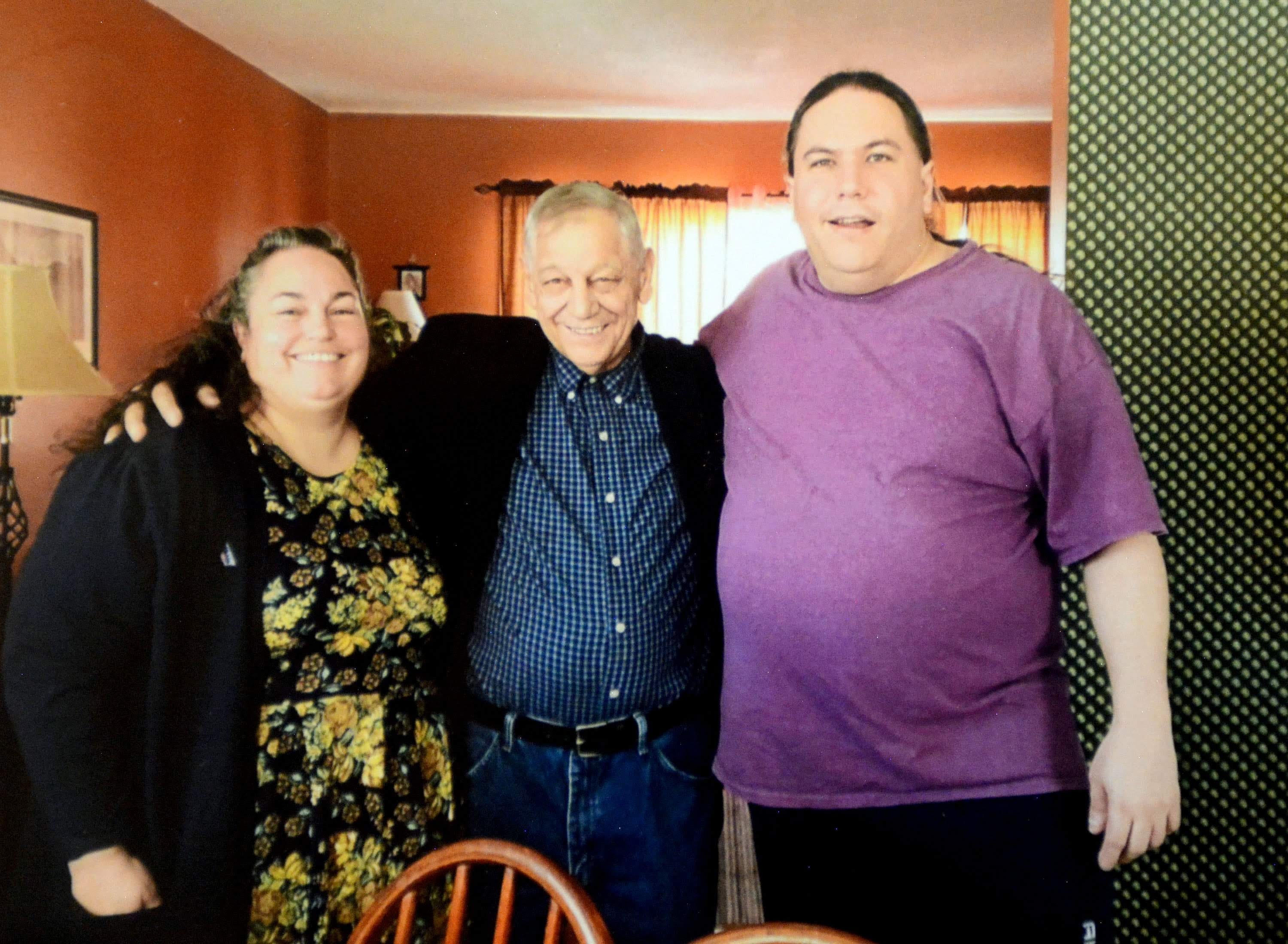 Vietnam vet finds daughter he didn't know he had