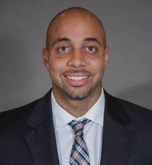 Men's basketball: Former Holy Cross star R.J. Evans returning to help ...