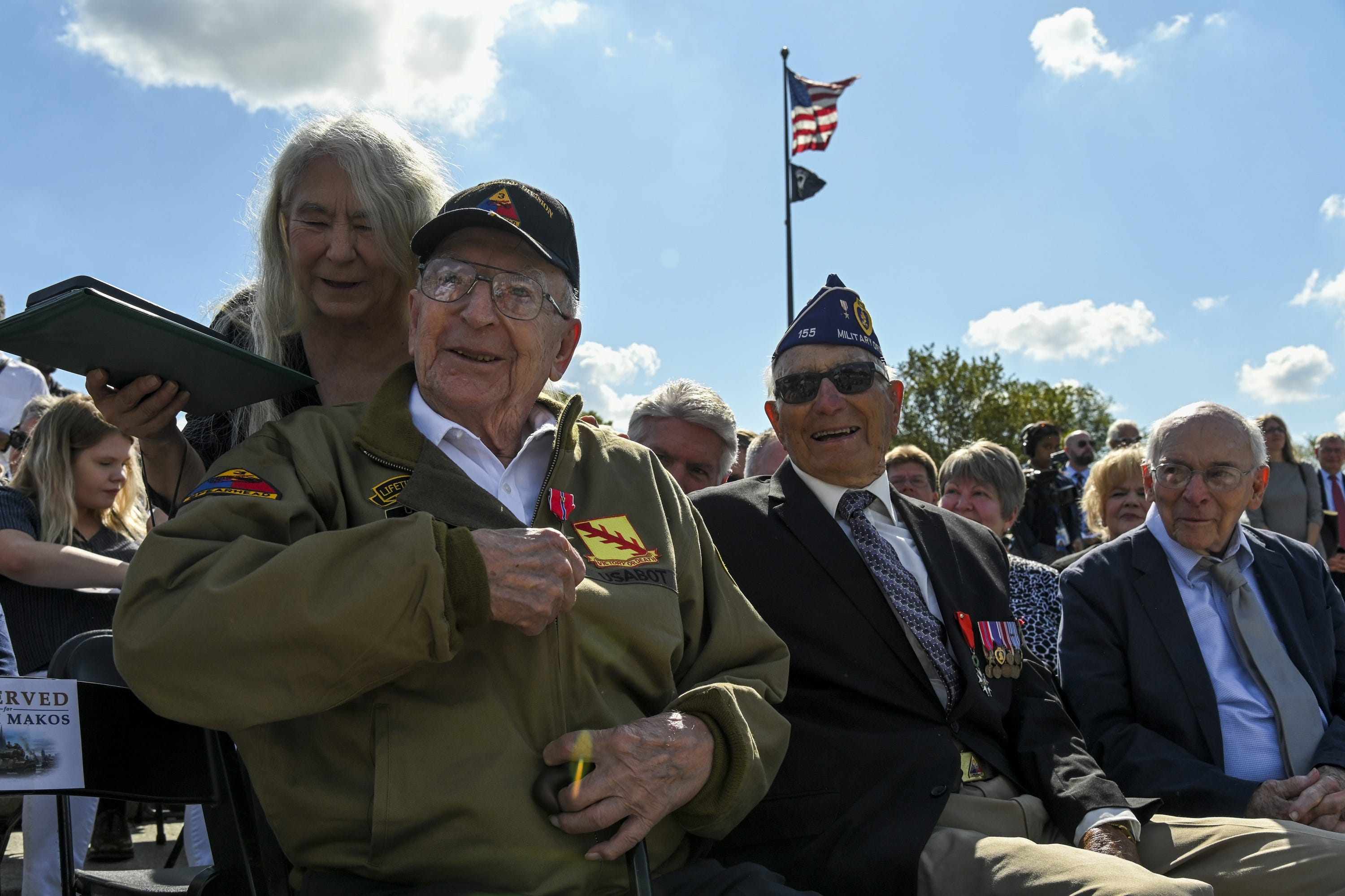 US tank crew receives medals for valor 74 years after gripping duel
