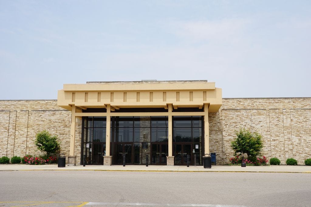 Ohio Malls Offer Glimpse Into the Past