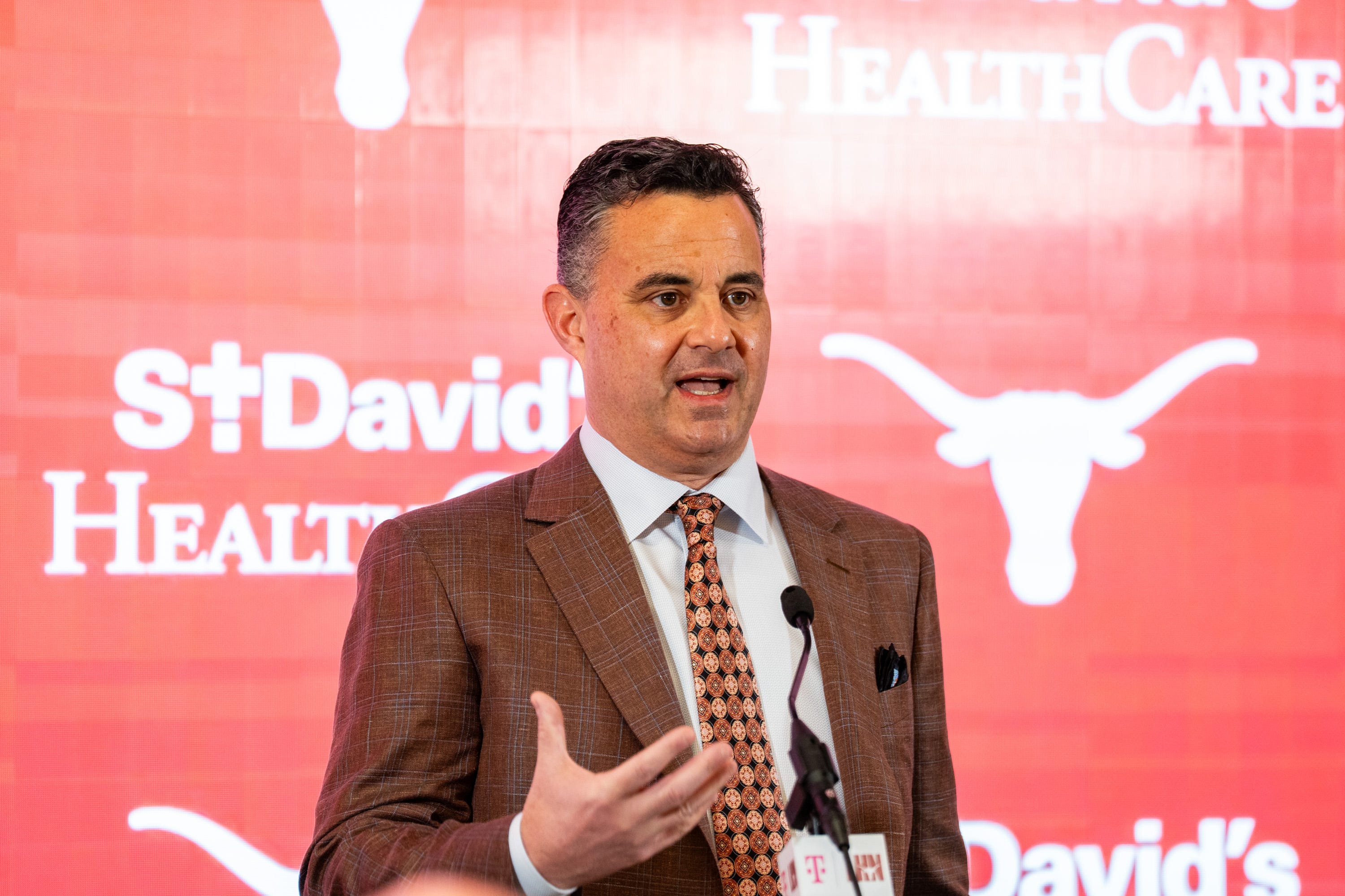 Texas Longhorns News, Schedule, Stats and Roster - USA TODAY Sports