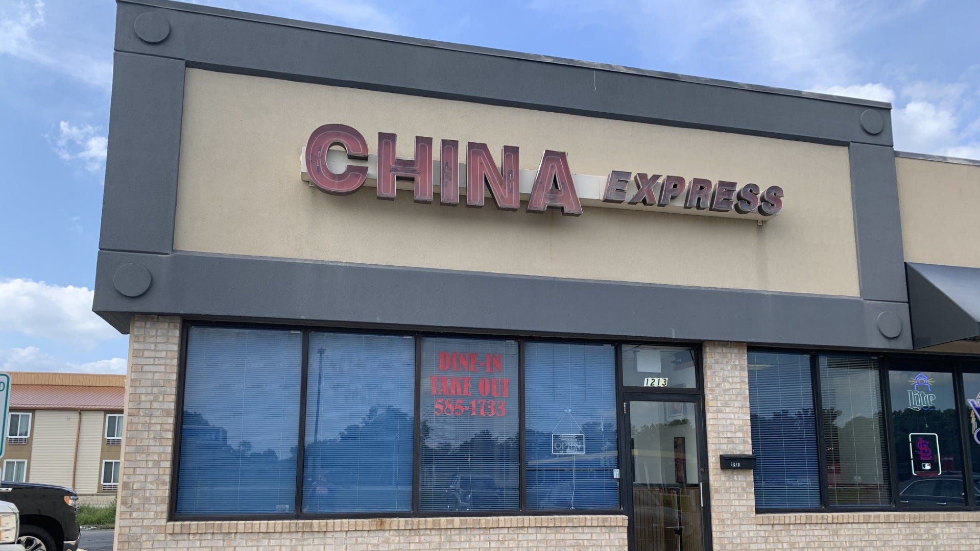 New restaurant filling vacant China Express building in Springfield